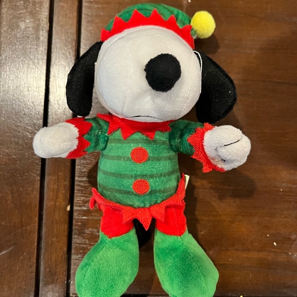 Peanuts | Toys | Festive Plush Snoopy Peanuts Dog In Green And Red Elf ...